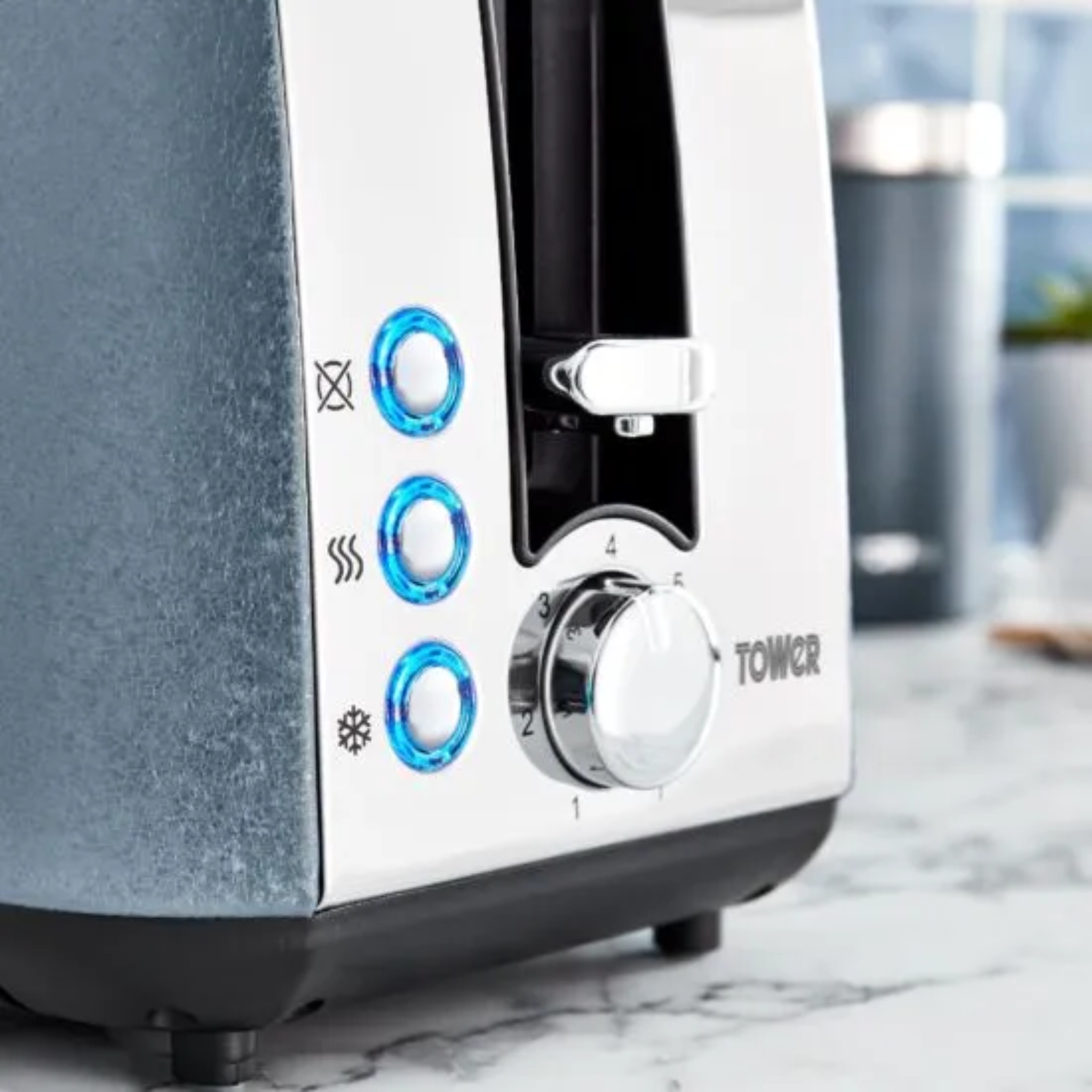 Tower T20052BLU 850W 2 Slice Toaster - Kettle and Toaster Man